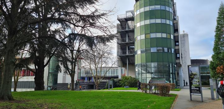 Rennes 2 University offers its support to the Iranian academic world ...